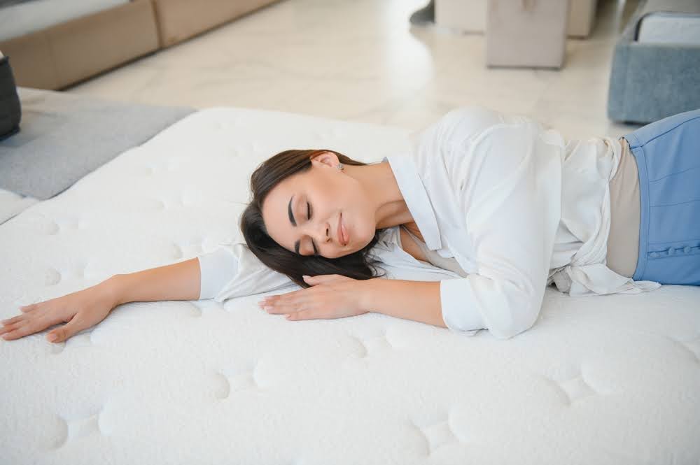 How to Test a Mattress in Store: Key Points to Check — Wolf Mattress
