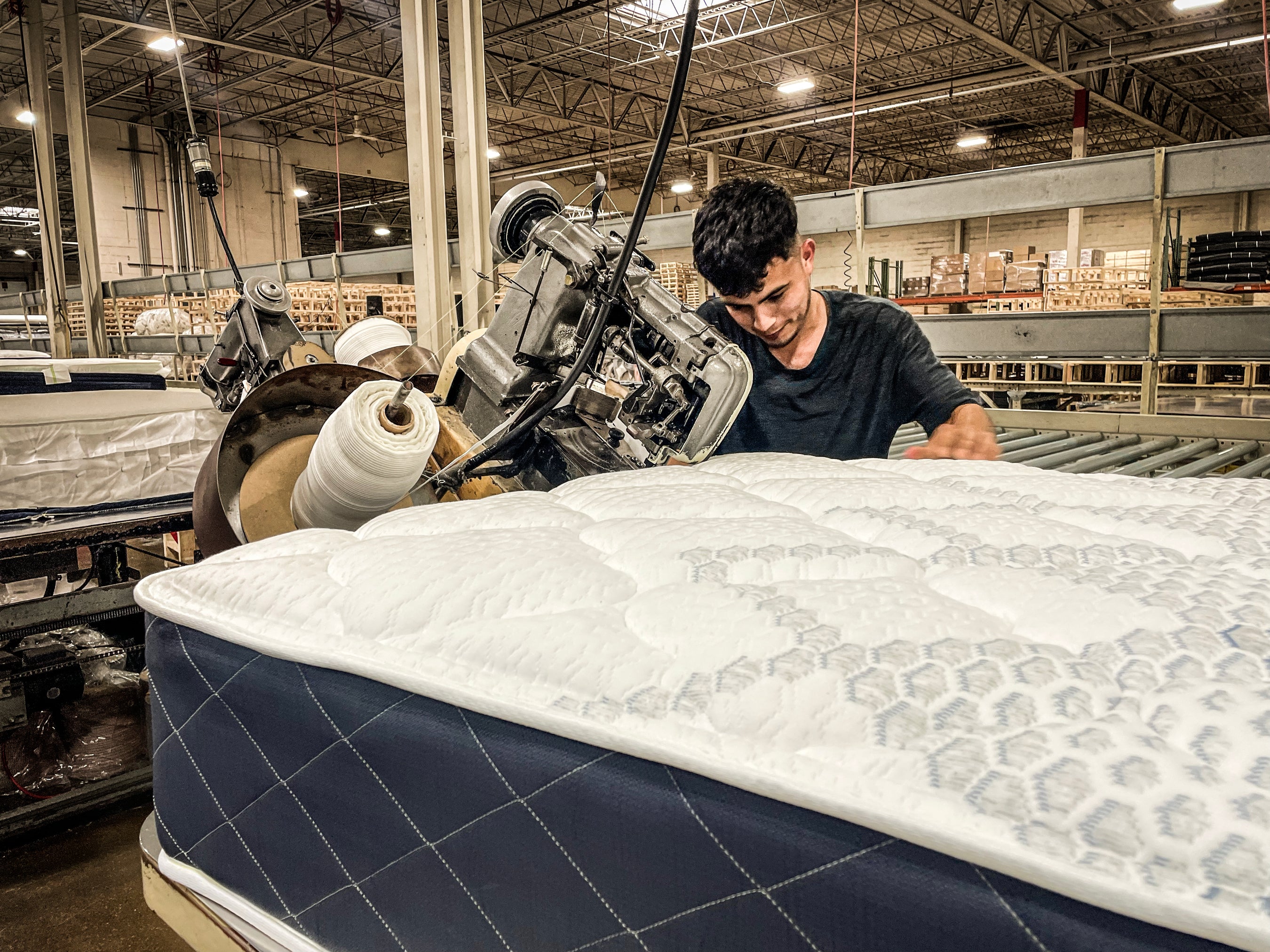 Hybrid Mattresses Manufactured in USA | Wolf Mattress